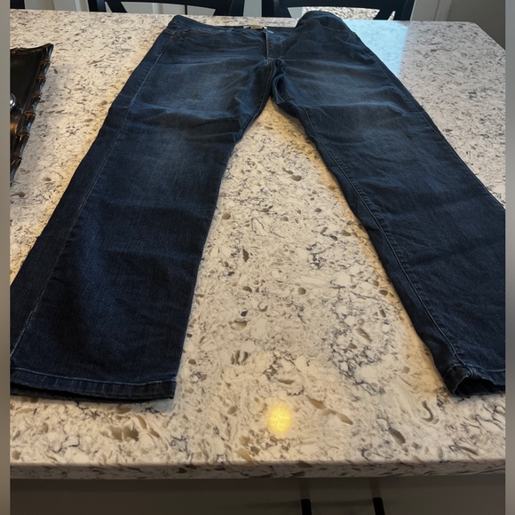 Democracy | Jeans | Democracy Size 6 Straight Leg Jeans With Ab Control ...